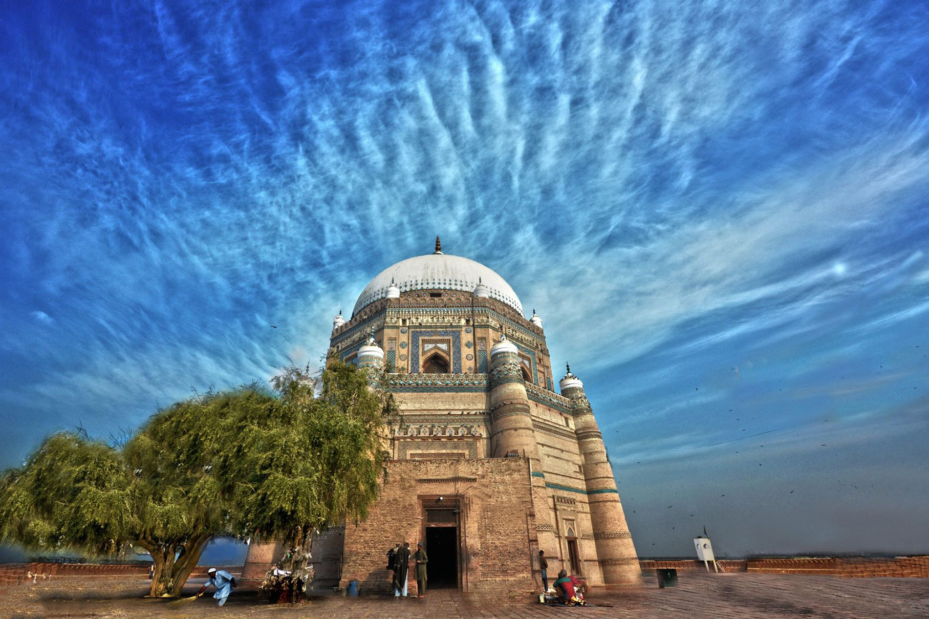 Shah Rukn-e-Alam Multan Guide & Travel Info - Pakistan Tourism